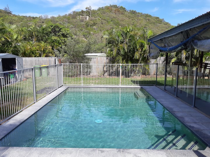 Magnetic Island Holiday House - Magnetic Island