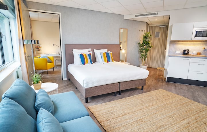 2 Room Apartment 60m2 | Near Amsterdam & Schiphol - 