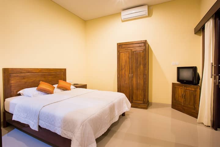 Green And Cozy Place To Live In Sanur - Sanur