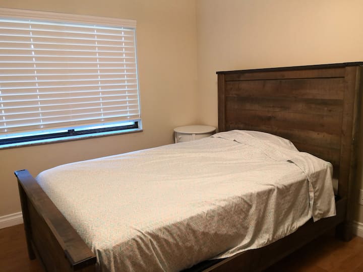 Elegant Private Room - Fort Myers