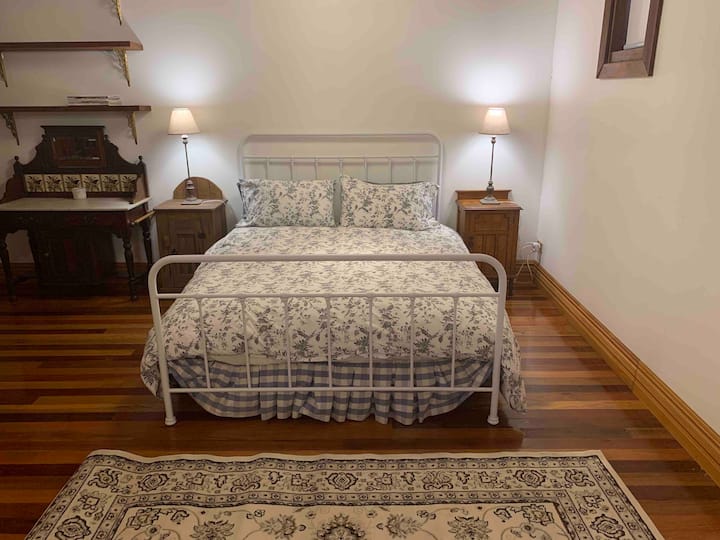 Garden Studio Self Contained - Penrith
