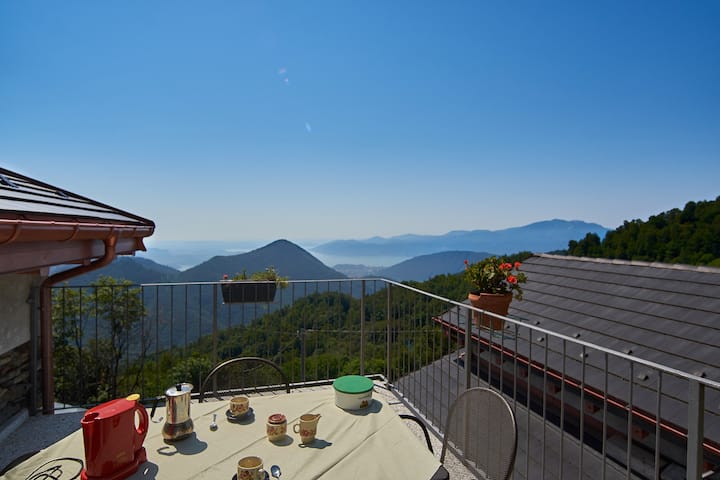 Baita Michele X 4. Pers. | Terrazzo + Vista Lago - Druogno