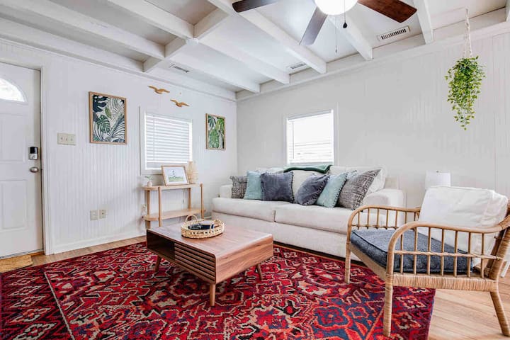 Kill Devil Hills Beach Bungalow - Kill Devil Hills, NC