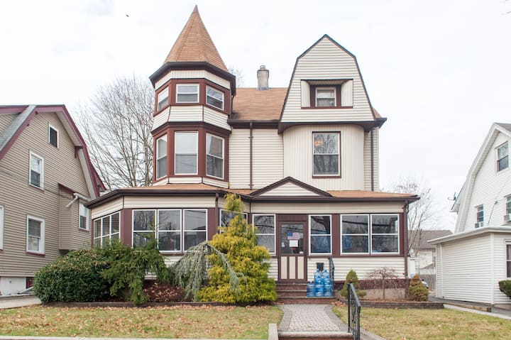 Victorian Home Large Apt By Nyc - Clifton, NJ