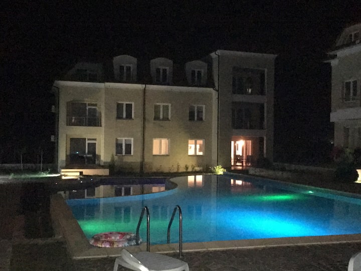 Spacious Apartment-  Bozhurets Holiday Resort - Bulgarije