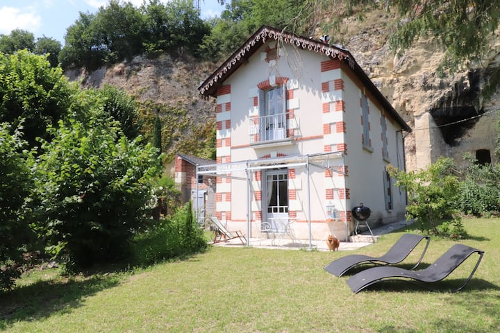 Tours, Maison Pleine De Charme Accès Bord De Loire - Tours