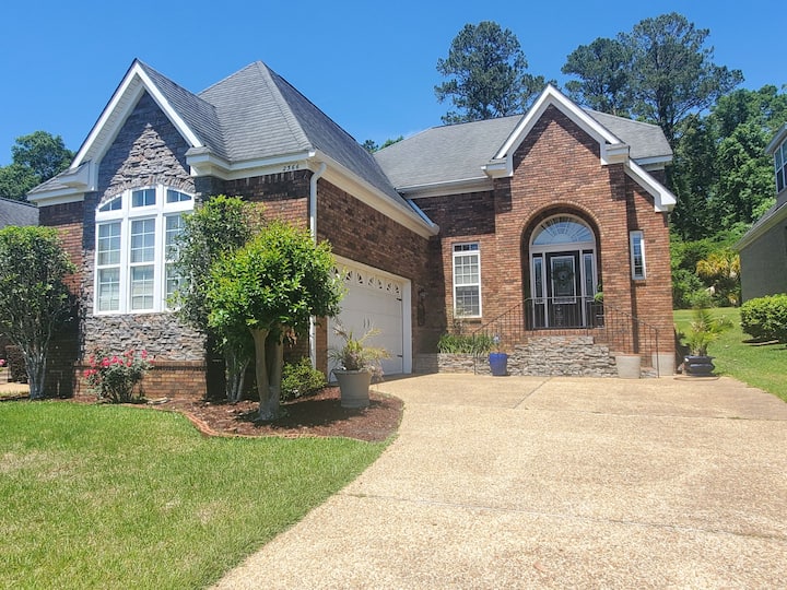 Beatiful, Family-friendly Home Close To I-10 - タラハシー, FL
