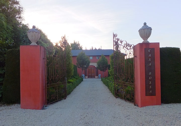 Casa Rossa Boutique Accomodation - West Melton