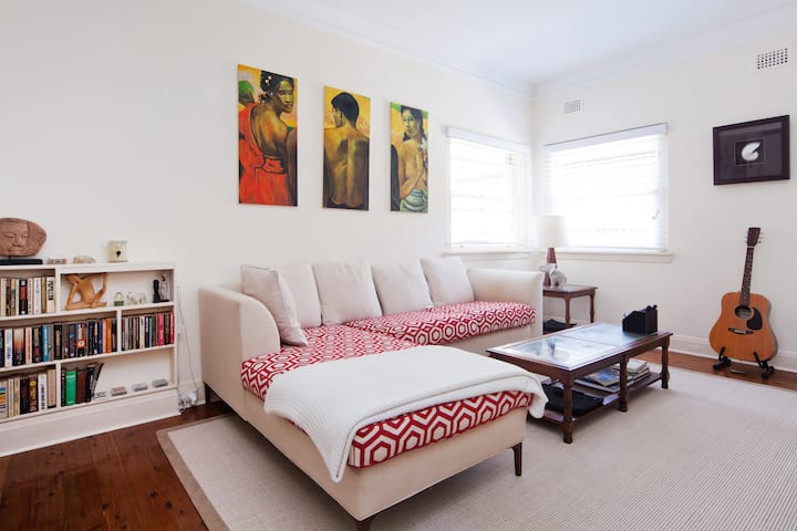 Beach Apartment - Manly