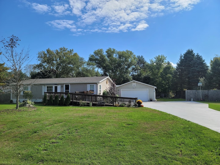 Private Room In Residential Home. - Brighton, MI