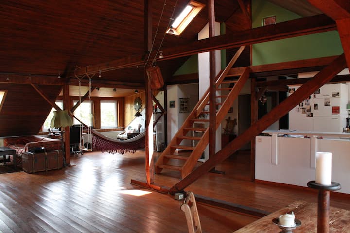 Near Ezb! Cosy Loft.stunning View!! - Frankfurt