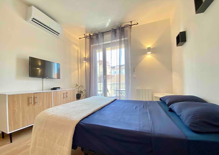 Studio Proche Des Remparts Avec Clim/petit Balcon - Avignon