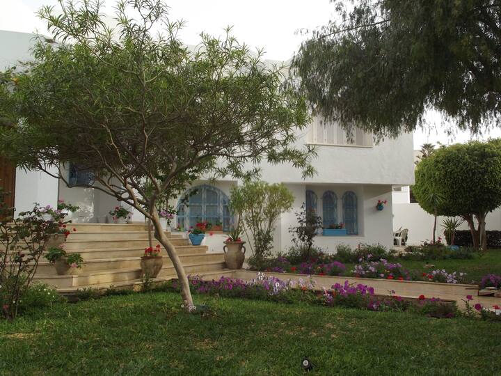 Villa De Charme Avec Piscine - Sousse