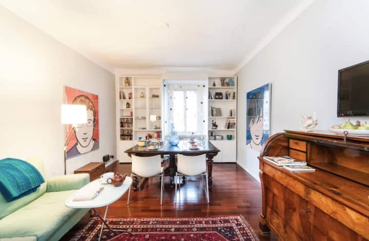 At Isola District As At Home - Milan