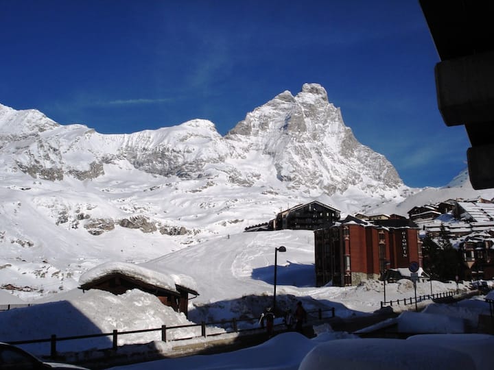 Matterhorn Cervinia Funicular House - Zermatt