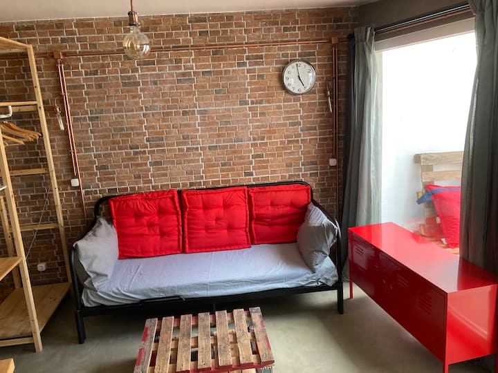 Lisbon Loft -  The Garage - Almada