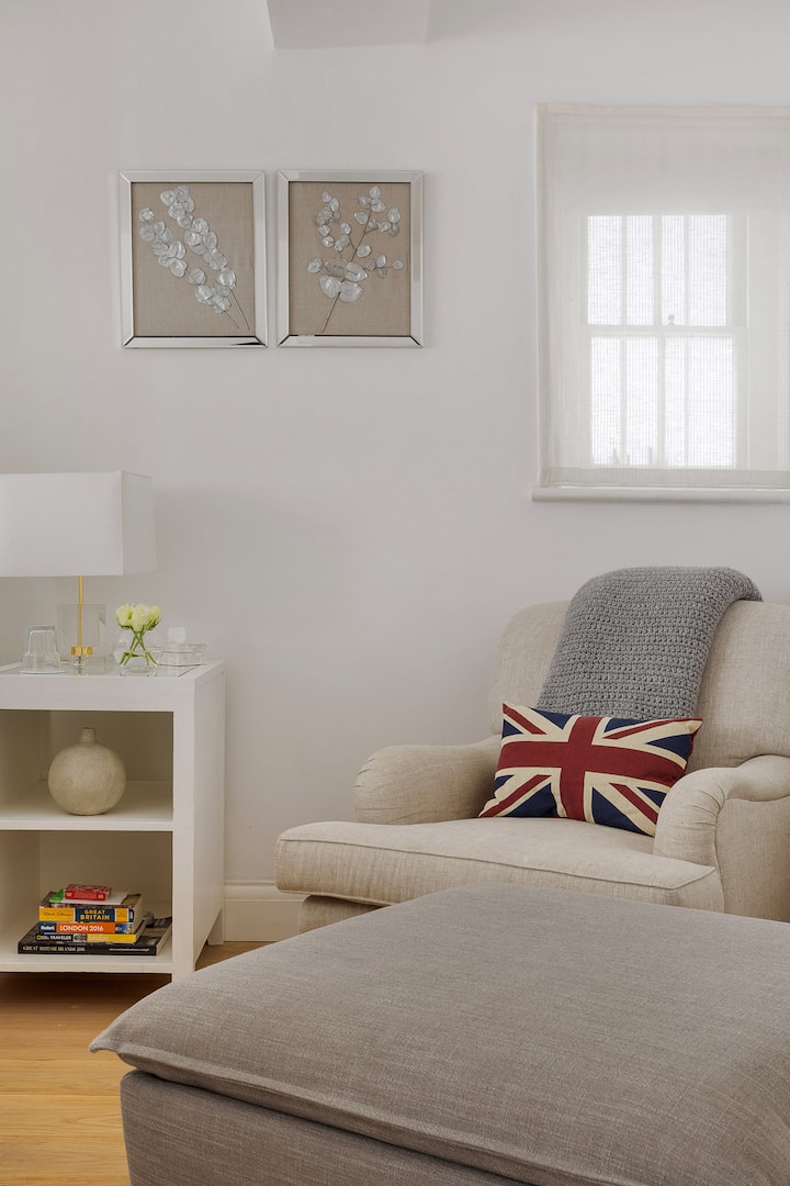 Private Kensington Studio. Parking Available. - London