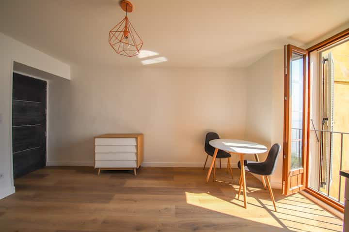 Appartement Centre-historique Terrasse Et Vue Mer - Bastia