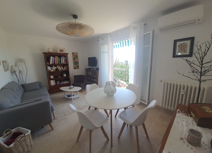 Charmant Appartement Dans Résidence, Classé 3* - Grasse