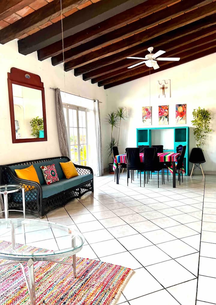 Spacious 4br Home Sleeps 8, 4 Blocks To The Beach! - Puerto Vallarta