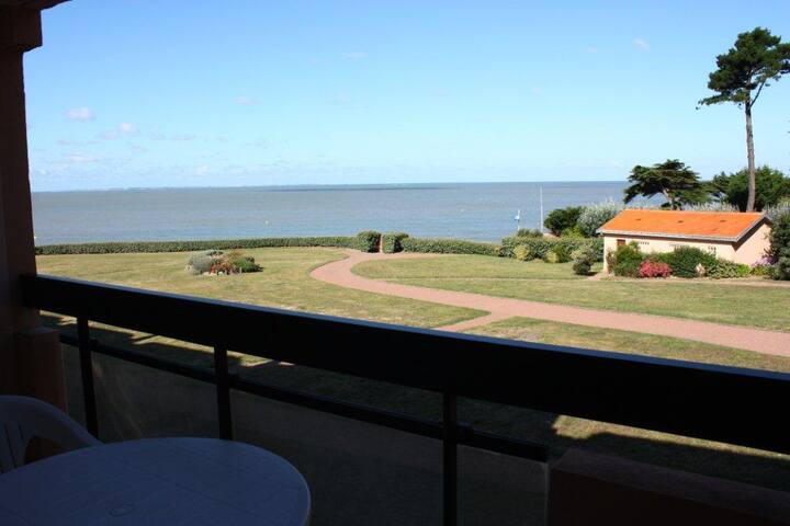 Appartement Vue Mer. A 40m De La Plage. - Pornic