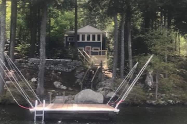 Sunapee Lake Front Cottage - Lake Sunapee, NH