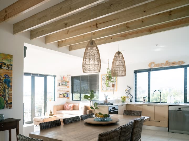 Modern Apartment Lagoon Views. - Le Cap