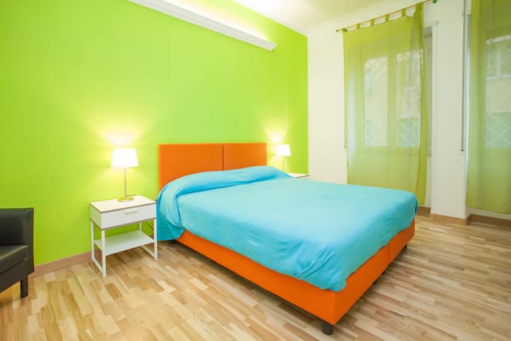 A Tuo Agio Tra La Storia - Roma