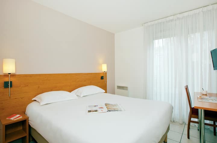 Appart'hôtel Studio Cosy Pour 2 à Lyon - Écully