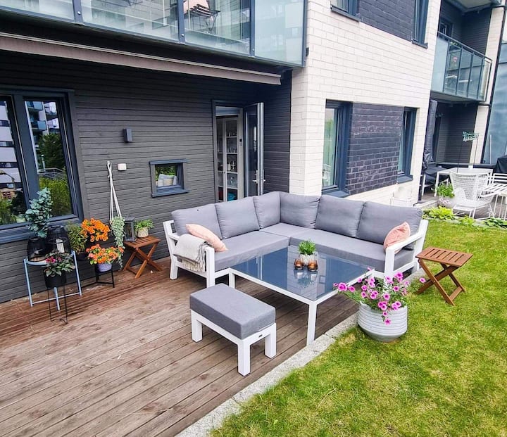 Central And Modern Apartment With Two Balconies - Oslo