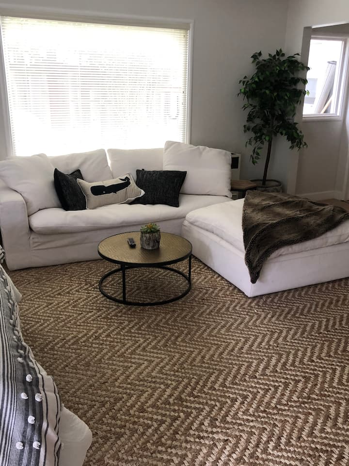 Amazing Pleasure Point Studio - Santa Cruz, CA