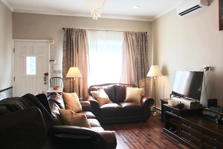 World Cup, Pga & Cruise | South Philly Townhome - Philadelphia Airport (PHL)