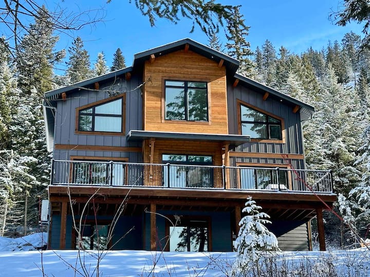 Hygge House - Luxury Family Home With Hot Tub - Canada