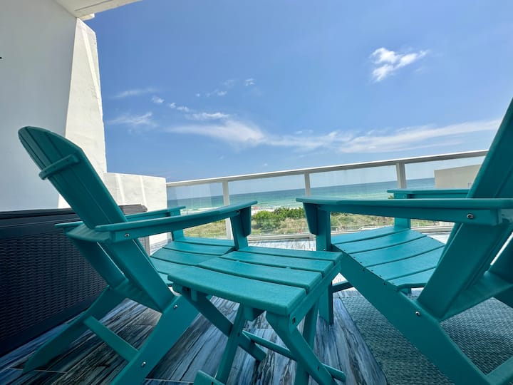 Miami Beachfront Apartment - Miami Beach, FL