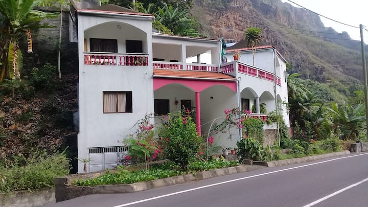 Damontanha / Studio - Cabo Verde