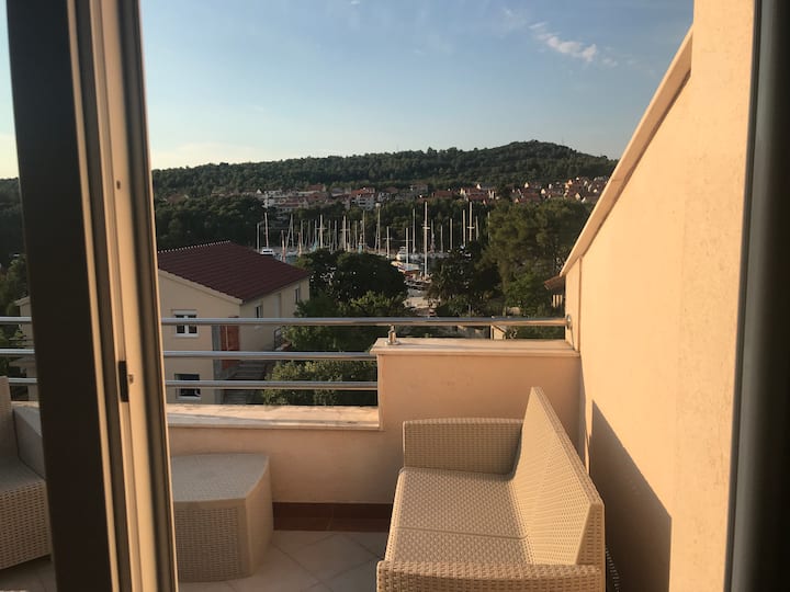 One Bedroom Sea Veiw 70sqm - Stari Grad