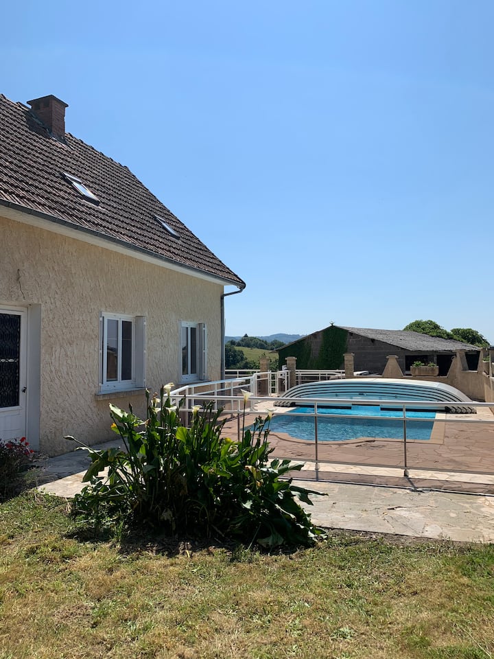 Belle Maison De Campagne Idéale Pour Les Vacances - France