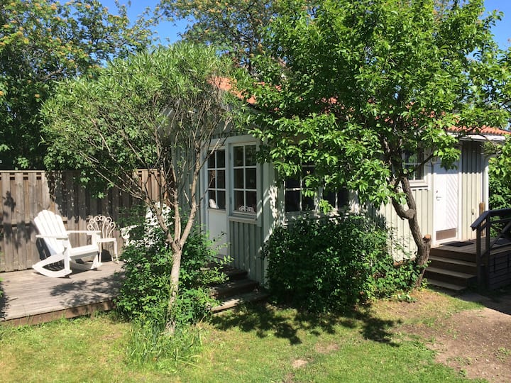 Stuga I Stuvsta - 50% Rabatt öVer 4 Veckor - Stockholm
