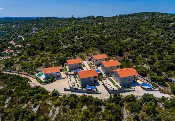 Olea Resort, 60m2, Partial Sea View, (4+2) Guests - Maslinica