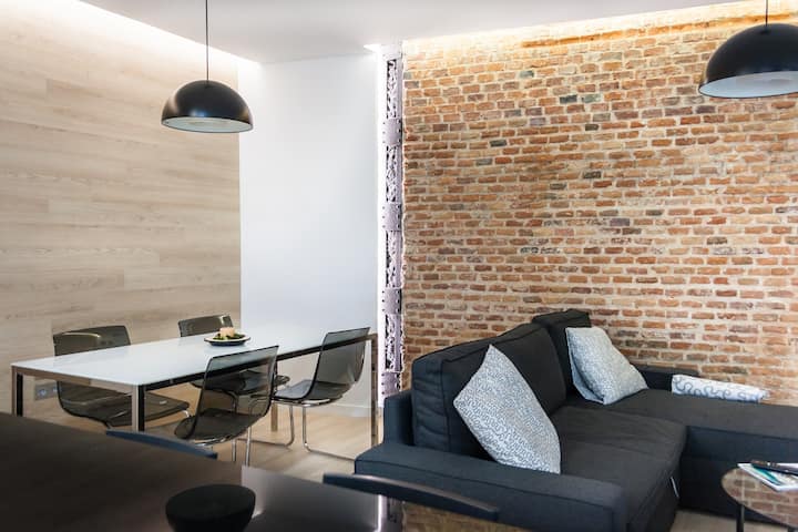 Loft De Diseño En Plaza Mayor. 2 Dorm 2 Baños. 4\/6 Person. Wifi-ac. - Salamanca