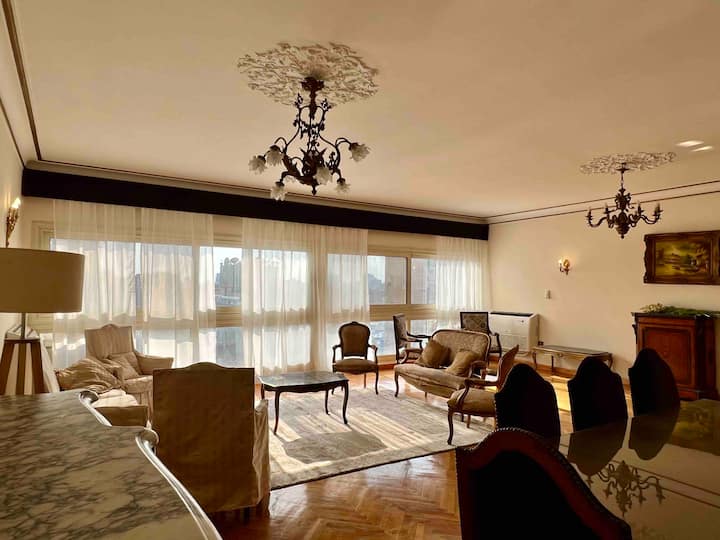 Charming 4br Apt In Zamalek - カイロ
