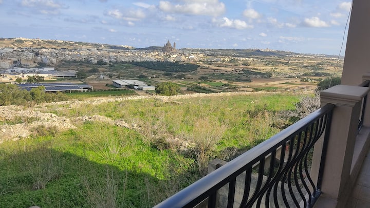 Stunning Views 3 Bedroom Gozo Apartment In Sannat - Malta