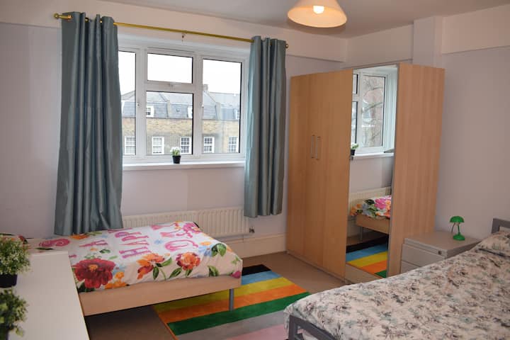 Comfortable Flat Near St Pancras - 블룸스버리
