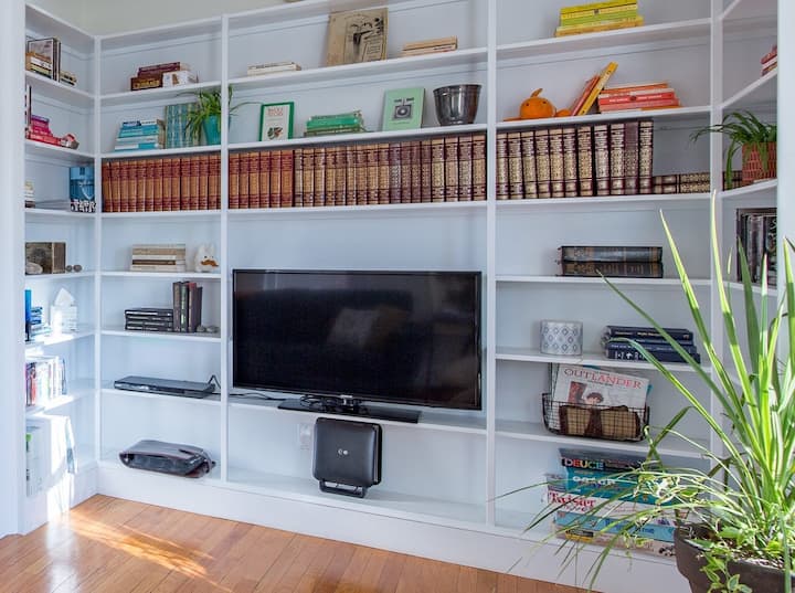 Peaceful Oasis On Munjoy Hill -1st Flr/3br+parking - Portland