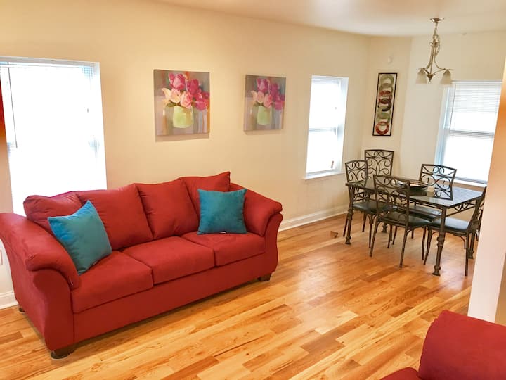 Washington Dc's Finest: 4 Bdrms+house 1-7 Persons - Washington, DC