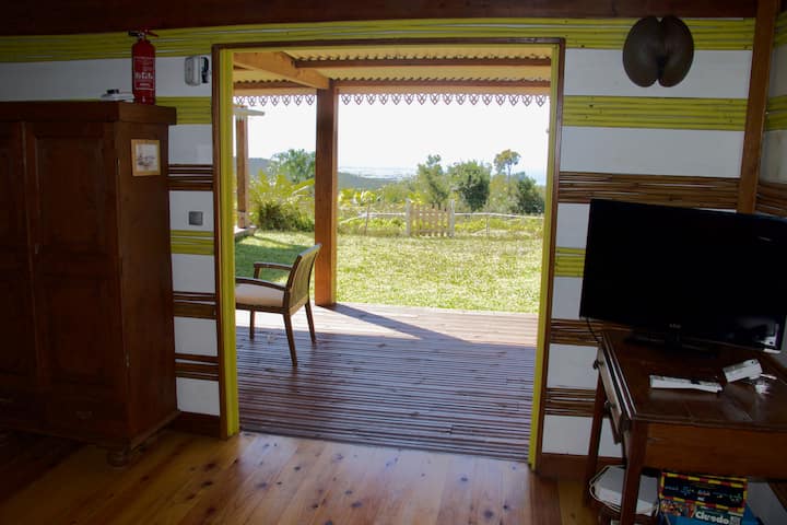 La Case Bleue Gîte Du Domaine De Beaumont - La Réunion