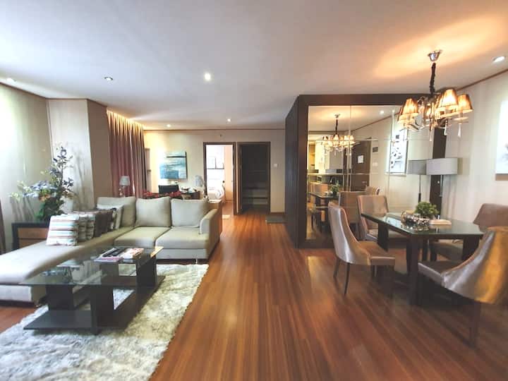 ♥ Luxury Penthouse With Bandung City View ♥ - Bandung