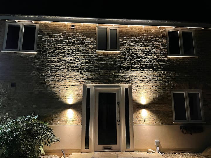 Large Modern Country House Near Cambridge Sleep 18 - Ely