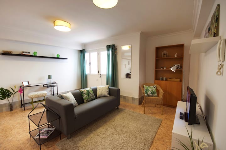 One Bedroom Apartment Semi Basement C - Gran Canaria