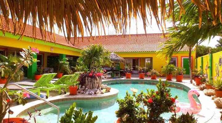 Apartment With Pool, 5 Min. To Eaglebeach By Car - Aruba